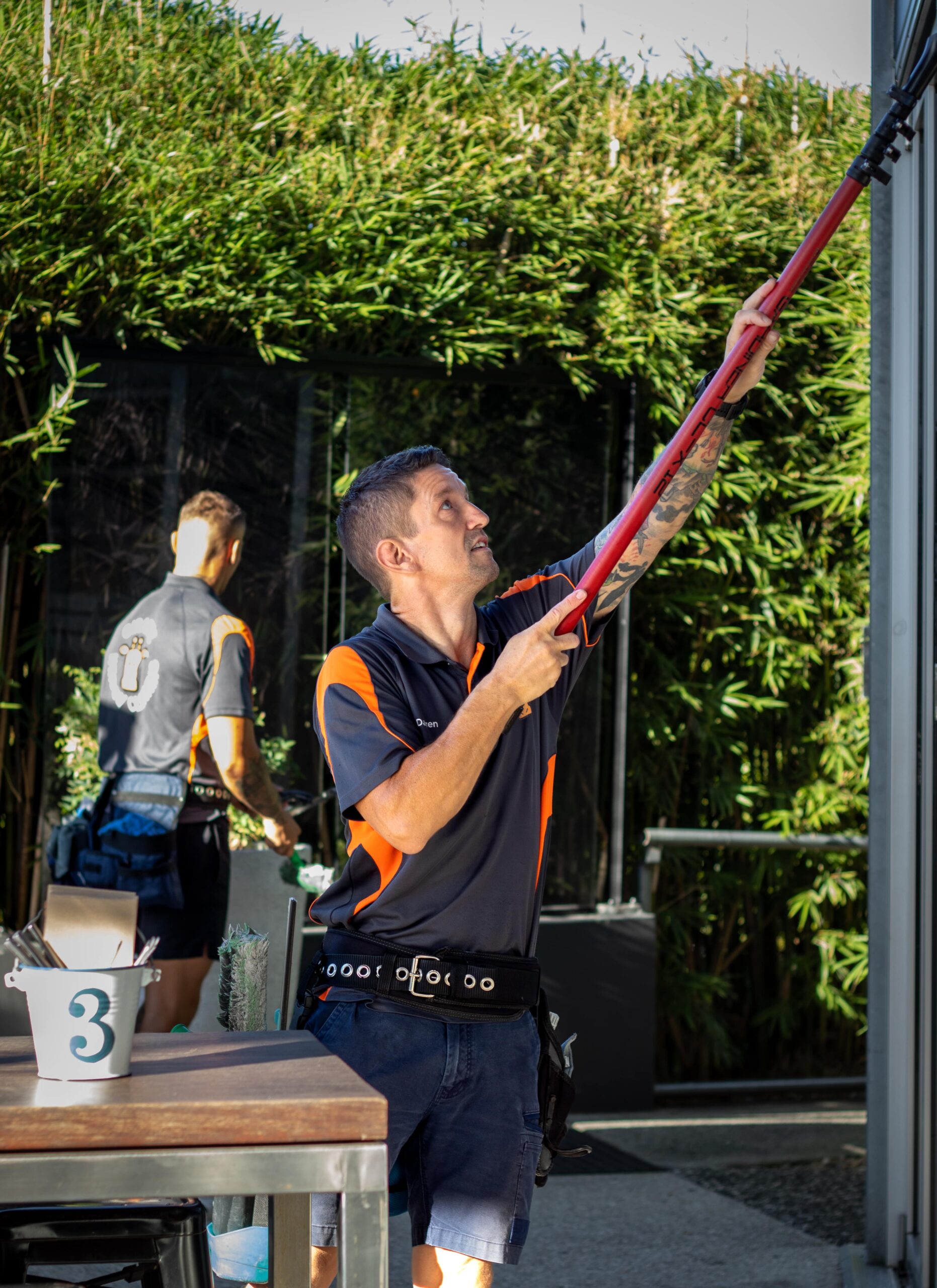 About Us - Giraffe Window Cleaning Brisbane